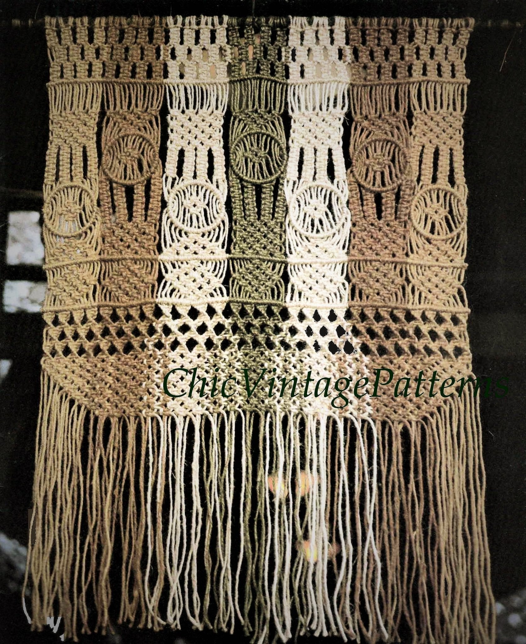 Macrame Wall Hanging Pattern, Wall Art | ChicVintagePatterns